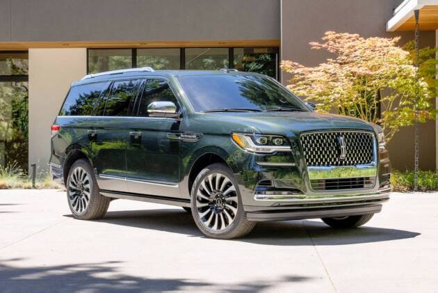 Lincoln Navigator XL Black Label - Daytona Exotics